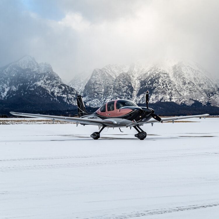 Winter Flying Tips | Cirrus Aircraft | Canada