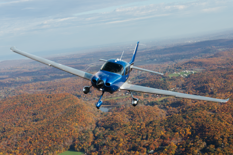 SR Series G7: Performance and Versatility | Cirrus Aircraft | Canada