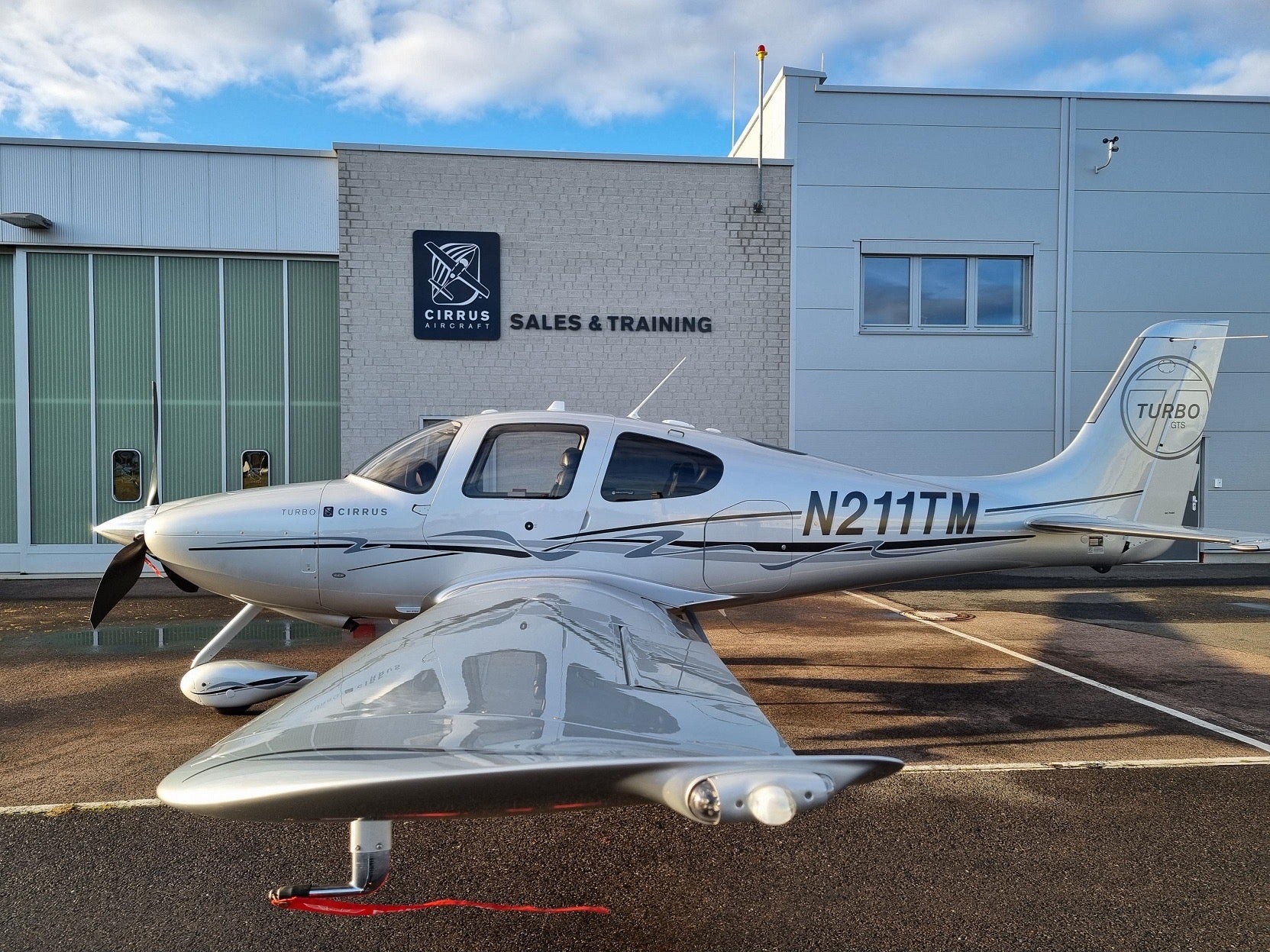 SR22 TN G3 GTS 3572 N211TM | Cirrus Germany