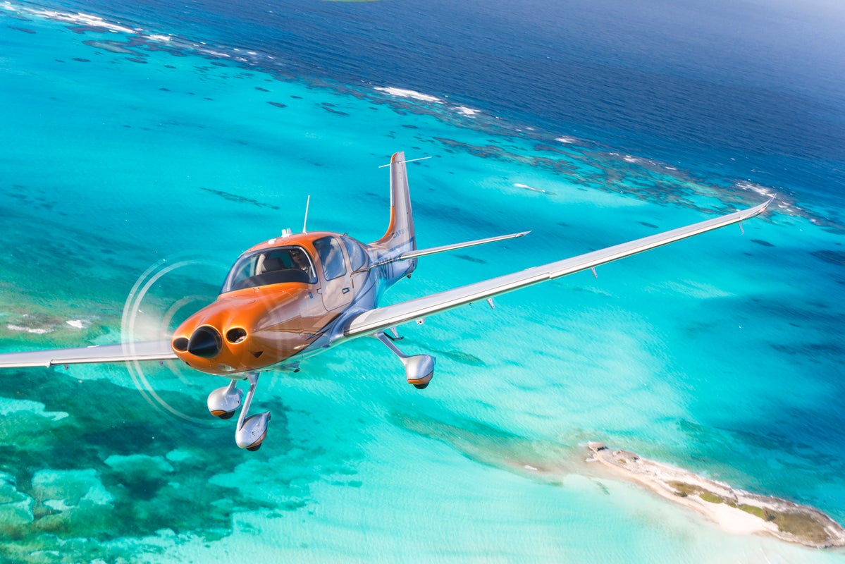 Limitless Horizons | Cirrus Aircraft | France