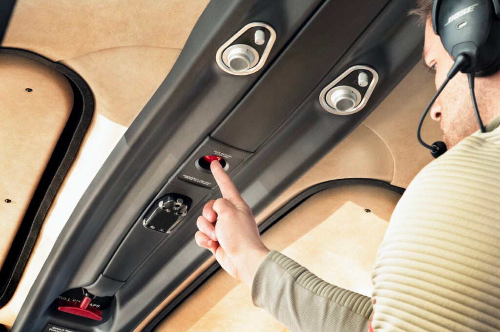 Cirrus SR Series G7+ Achieves EASA and UK CAA Type Certifications ...