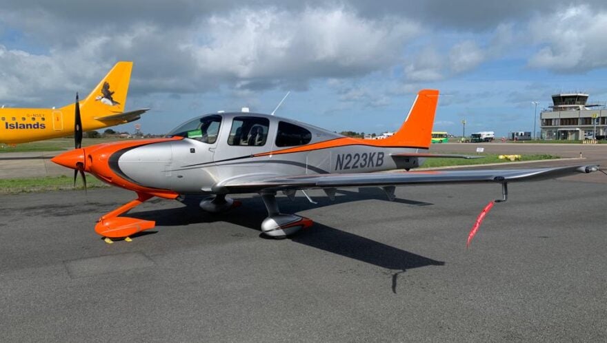 SR22T G5 GTS 1186 2-FFLY | Cirrus Aircraft | United Kingdom