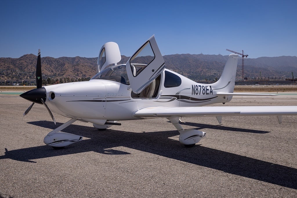 1808 N878EA | Cirrus