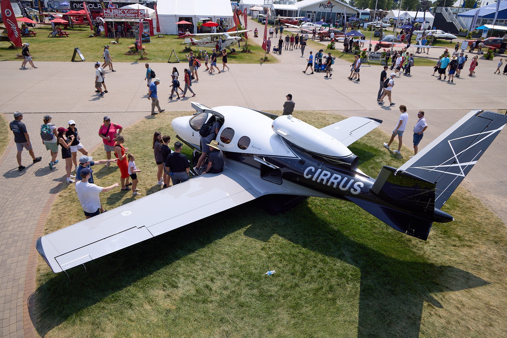 Your Guide to EAA AirVenture Oshkosh 2025 | Cirrus